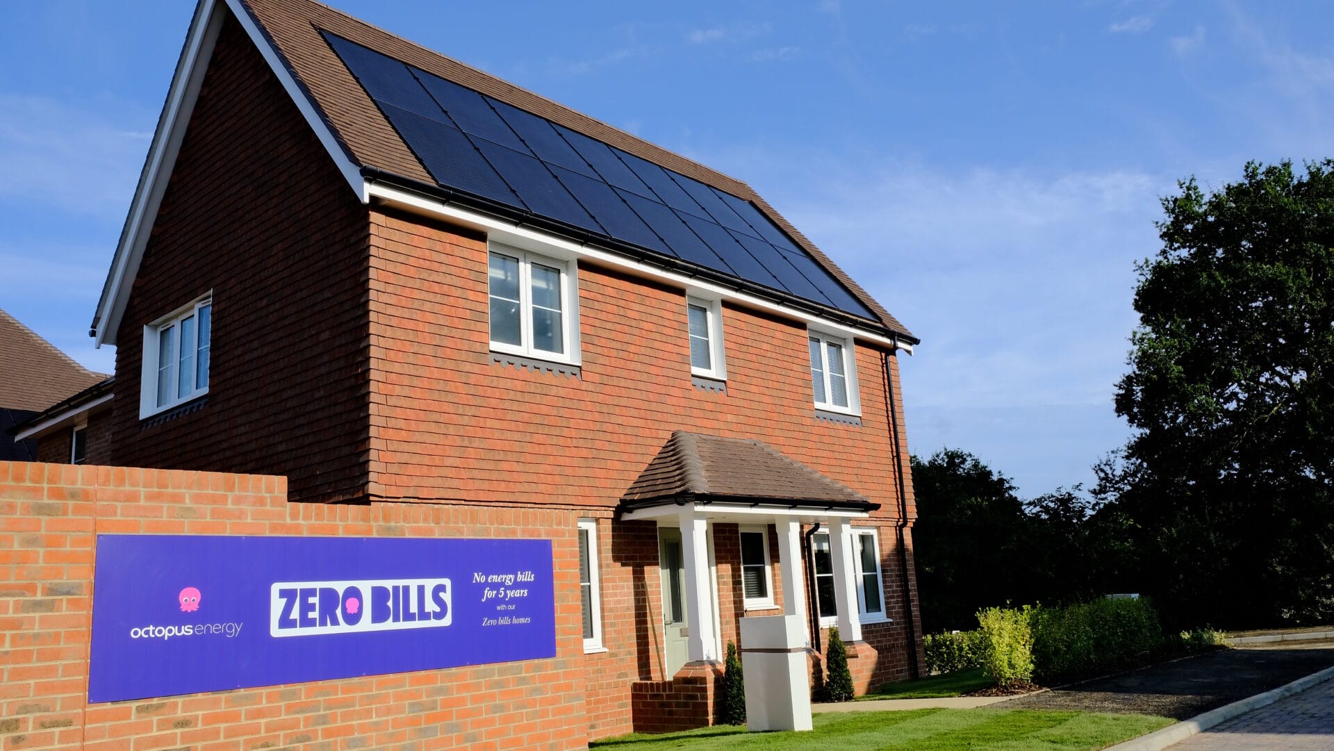 More than four in ten new homes in England built with solar power ...